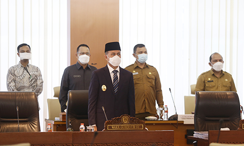 Wagub Musa Rajekshah Bacakan Jawaban Atas Pandangan Fraksi Terkait ...